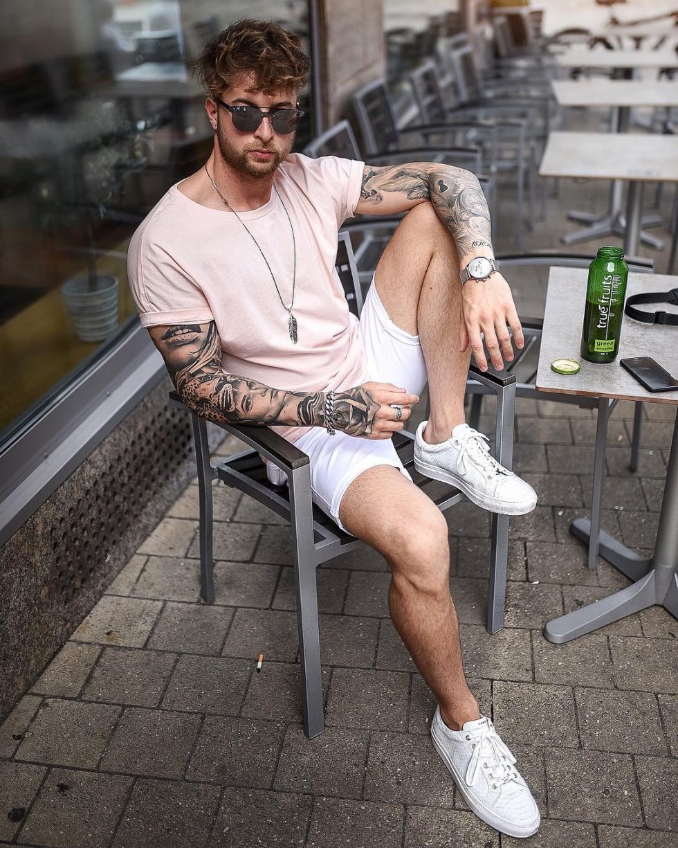 30 Summer Street Outfit Ideas for Men [with Images]