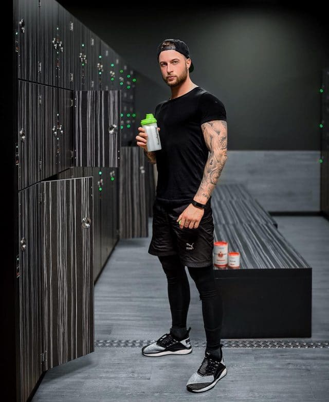 30 Best Stylish Summer Gym and Workout Outfits