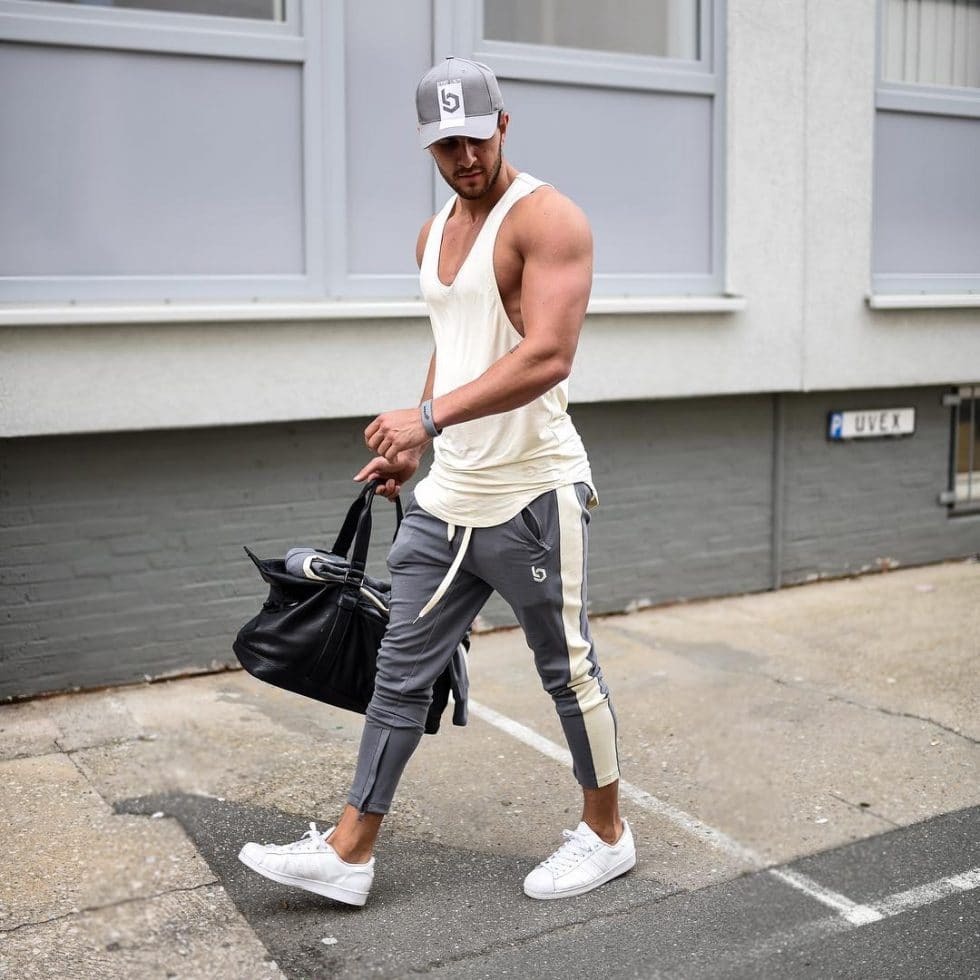 30 Best Stylish Summer Gym and Workout Outfits