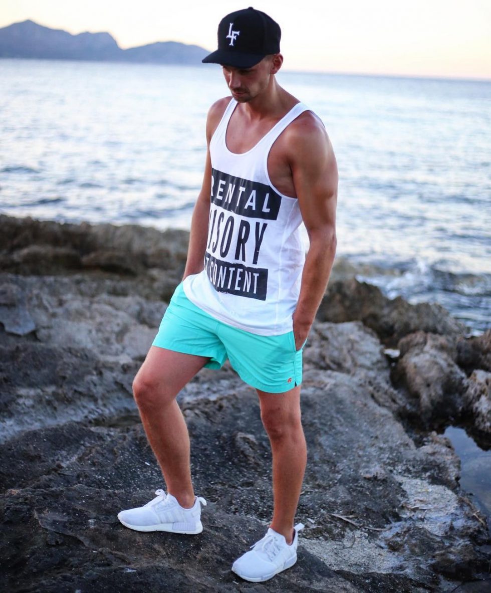 Style Tips for College Men: 11 Practical Tips to Look Better